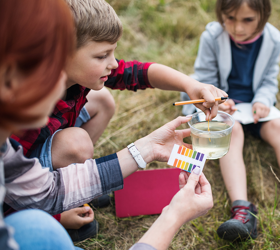 Kid Water Testing | Crystal Springs Foundation